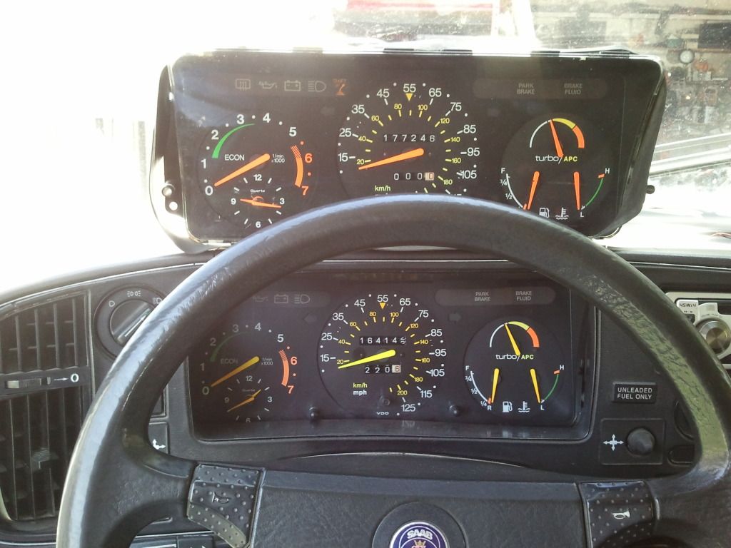 Gauge needle color? | SaabCentral Forums