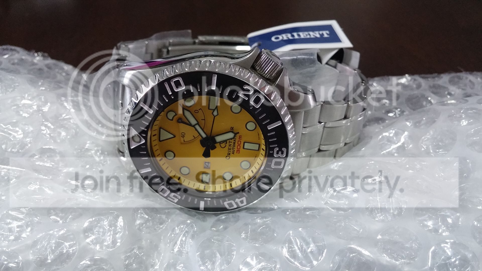 RARE Yellow Orient Star 300m Saturation Diver with 40N5A movement ...