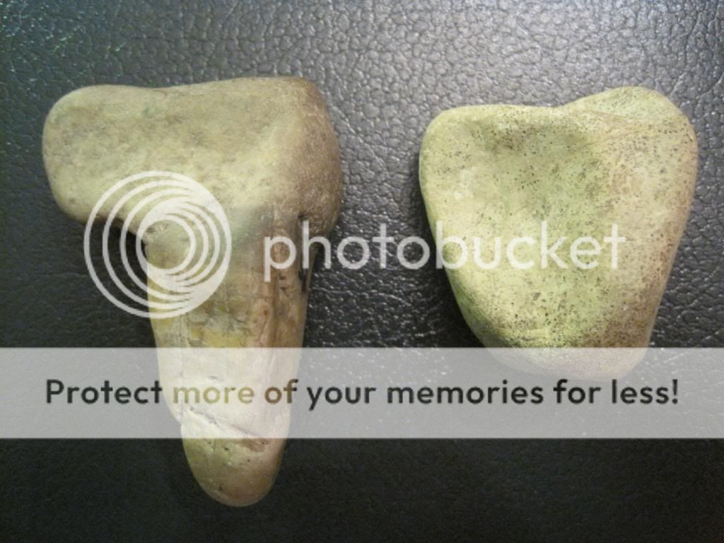 Pecking stones... - ArrowHeads.com